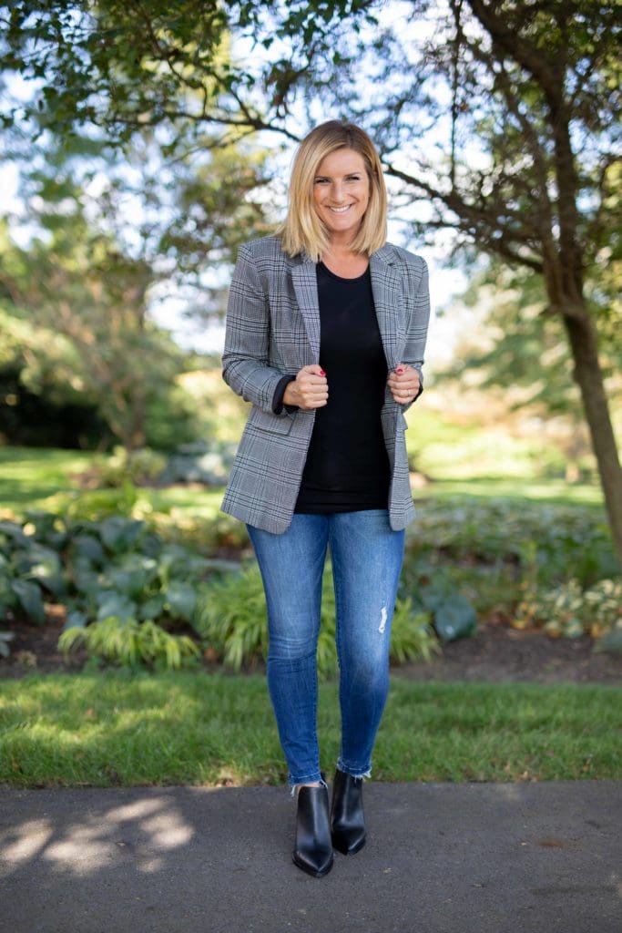 Fall Capsule Wardrobe: 18 Pieces, 35+ Outfits - Living in Yellow