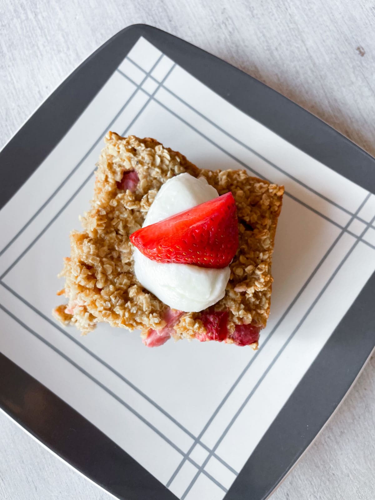 Strawberry Baked Oatmeal - Living in Yellow