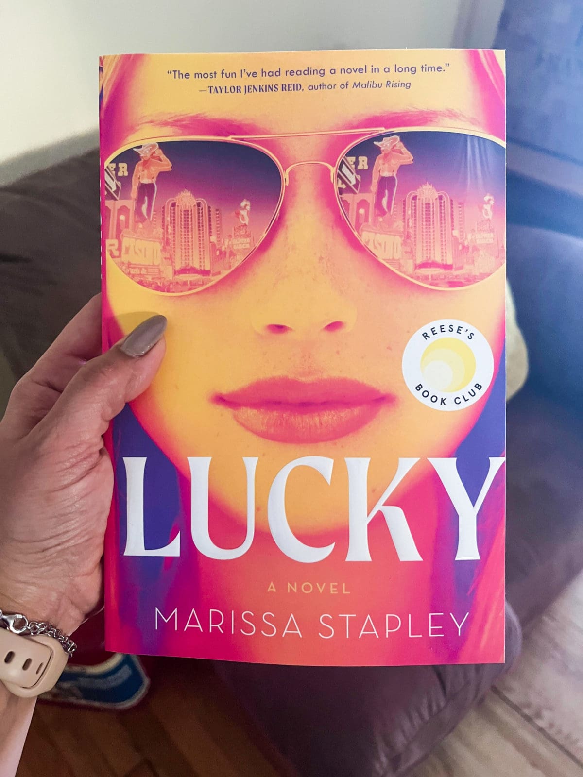 Our Favorite Beach Reads for Your Next Getaway - Living in Yellow