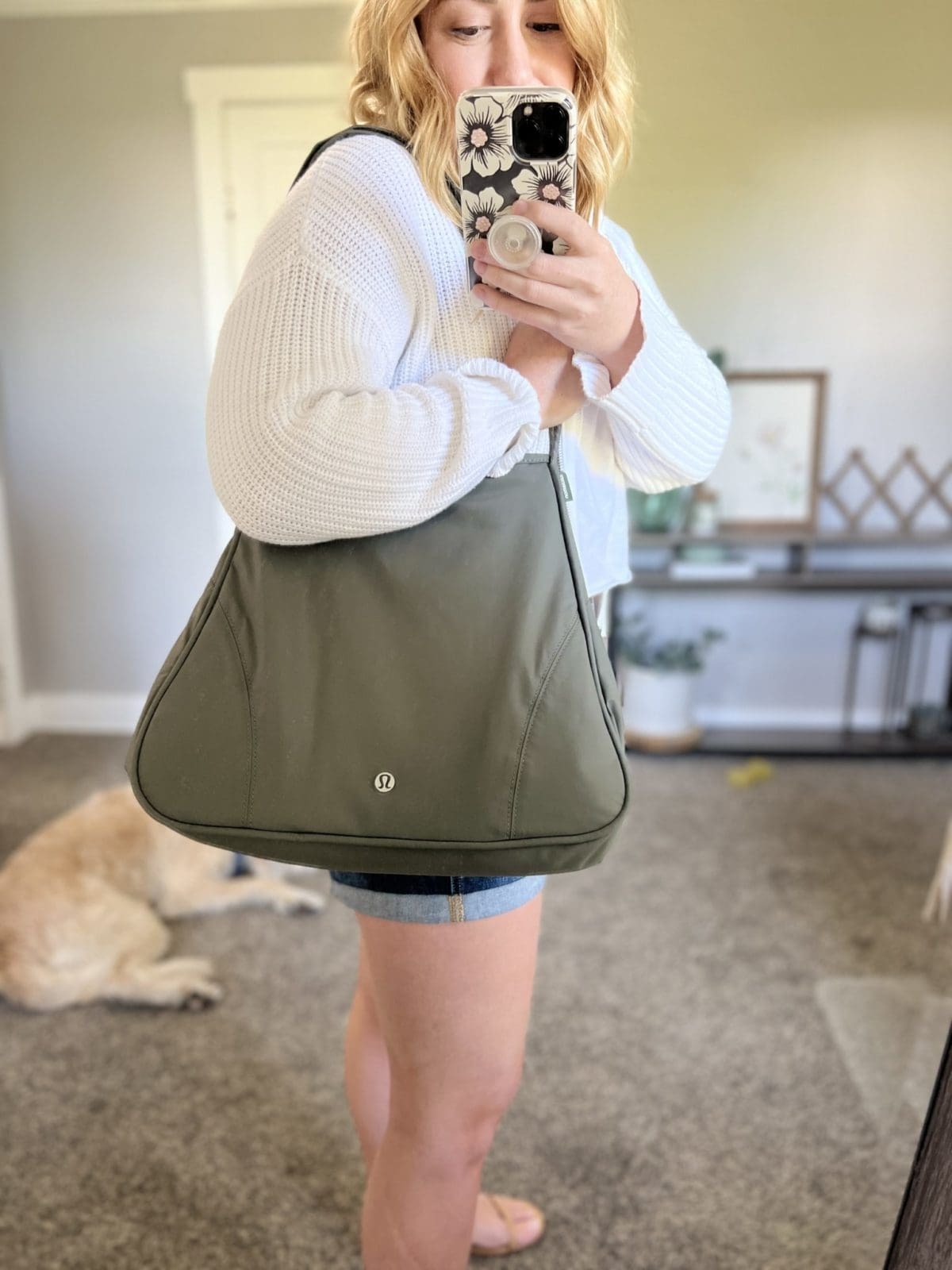 Lululemon Bags We're Loving For Fall - Living in Yellow