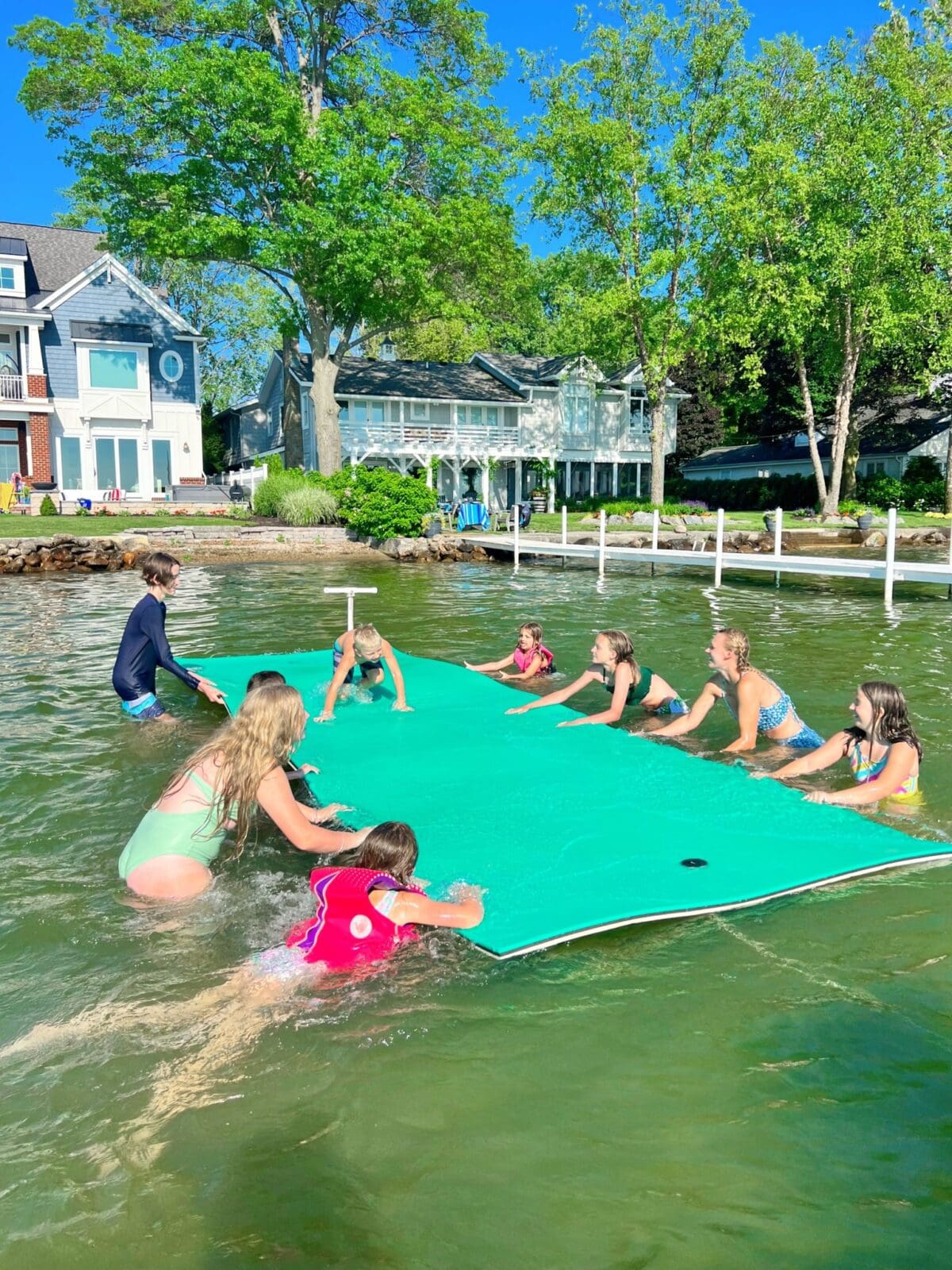 Lake Day Must-Haves from Amazon - Living in Yellow