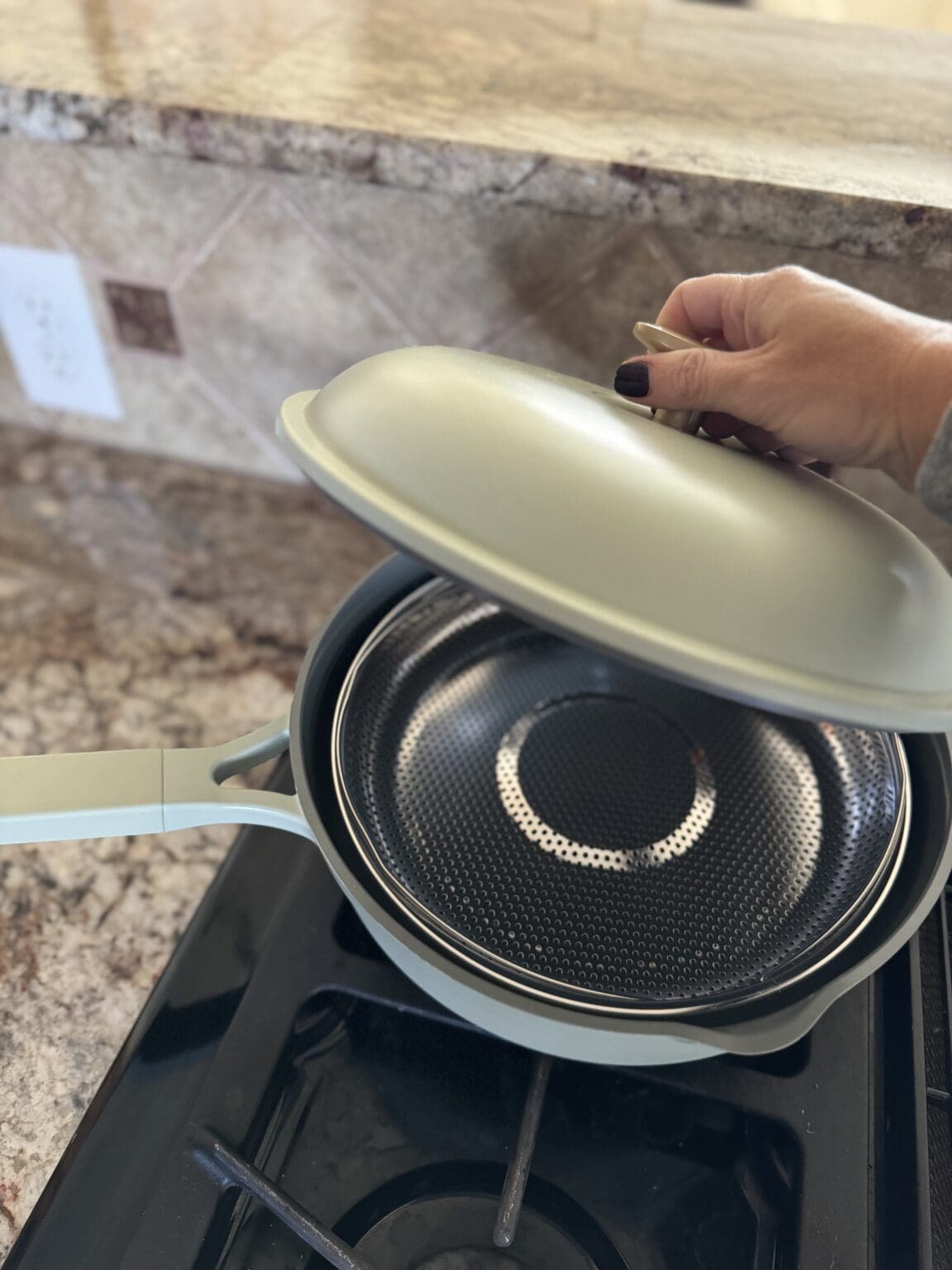 Drew Barrymore Beautiful All-in-One 4 QT Hero Pan With Steam Insert, 3 ...