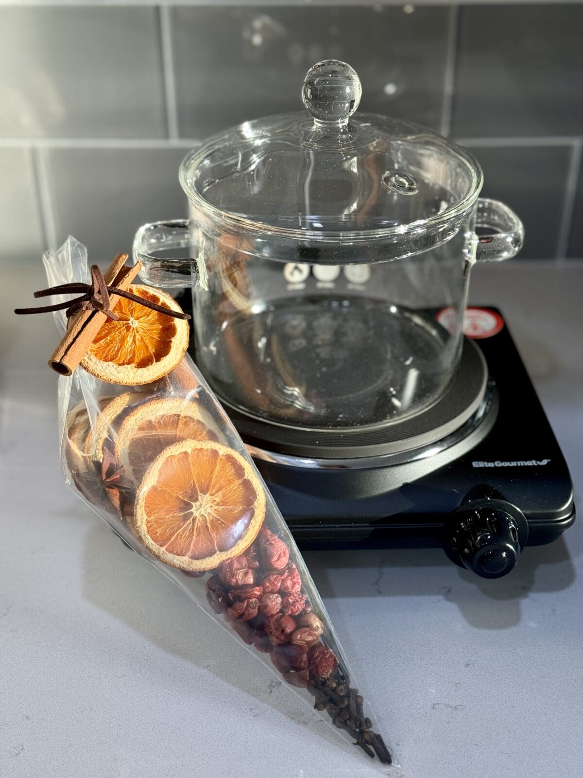 7 Simmer Pots to Make This Winter - Living in Yellow