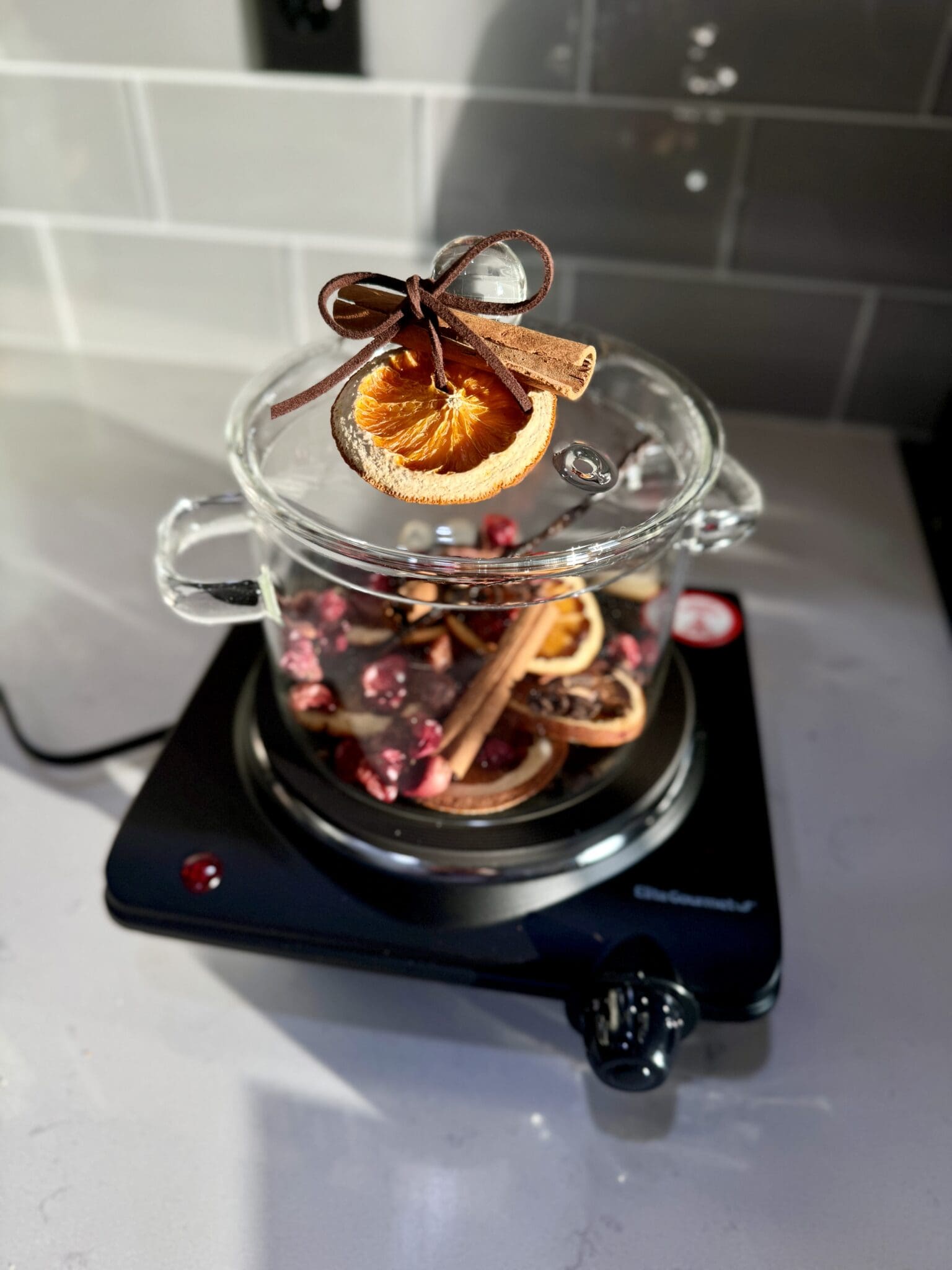 7 Simmer Pots to Make This Winter - Living in Yellow