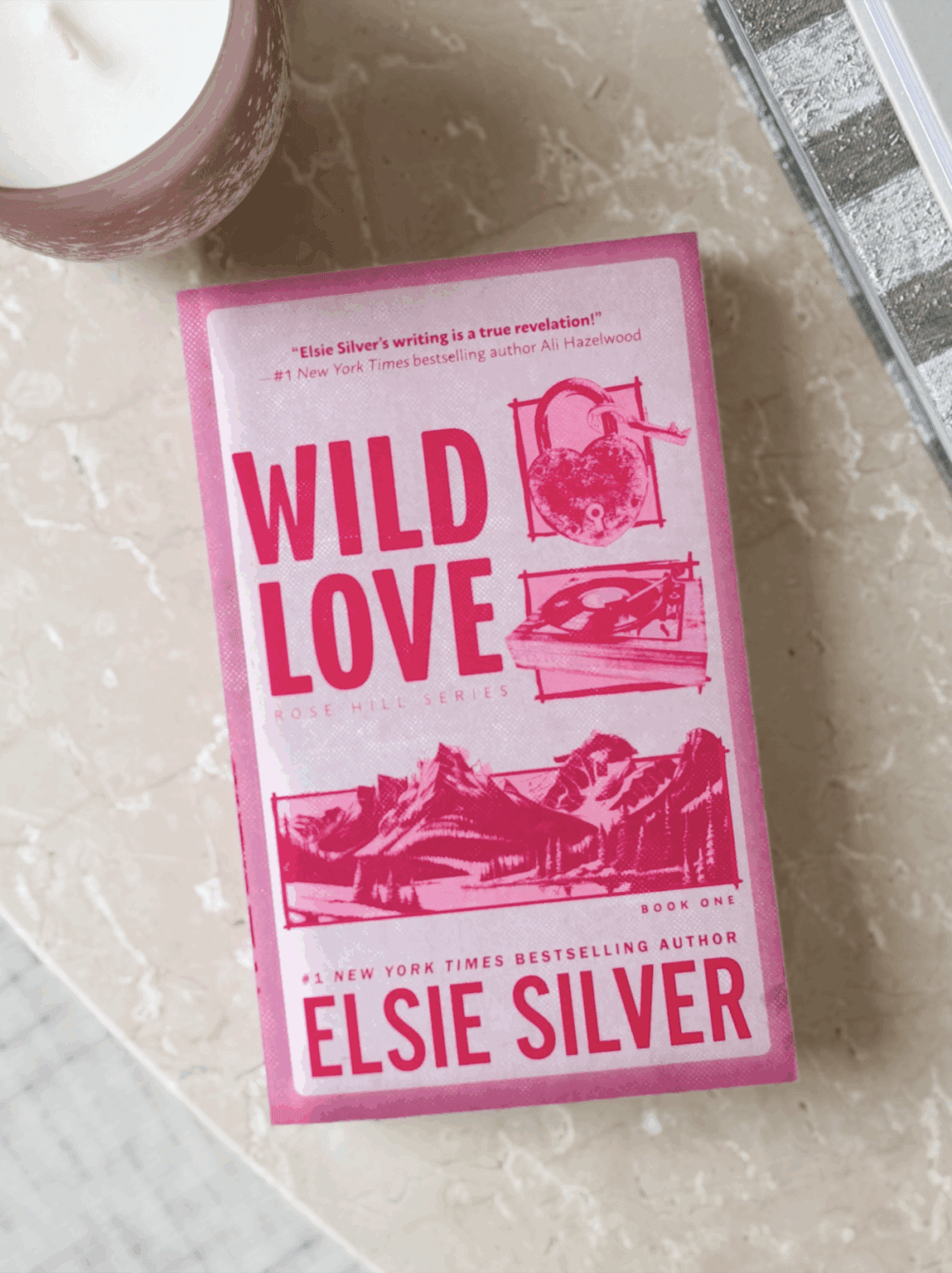 The Best Spicy Romance Reads - Living in Yellow